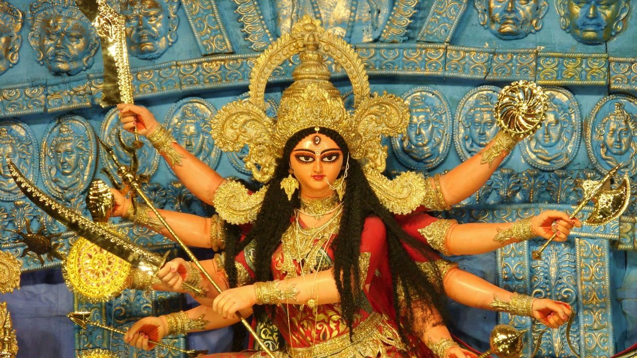 Navratri: Significance, Rituals, and Prosperity Attracting Remedies